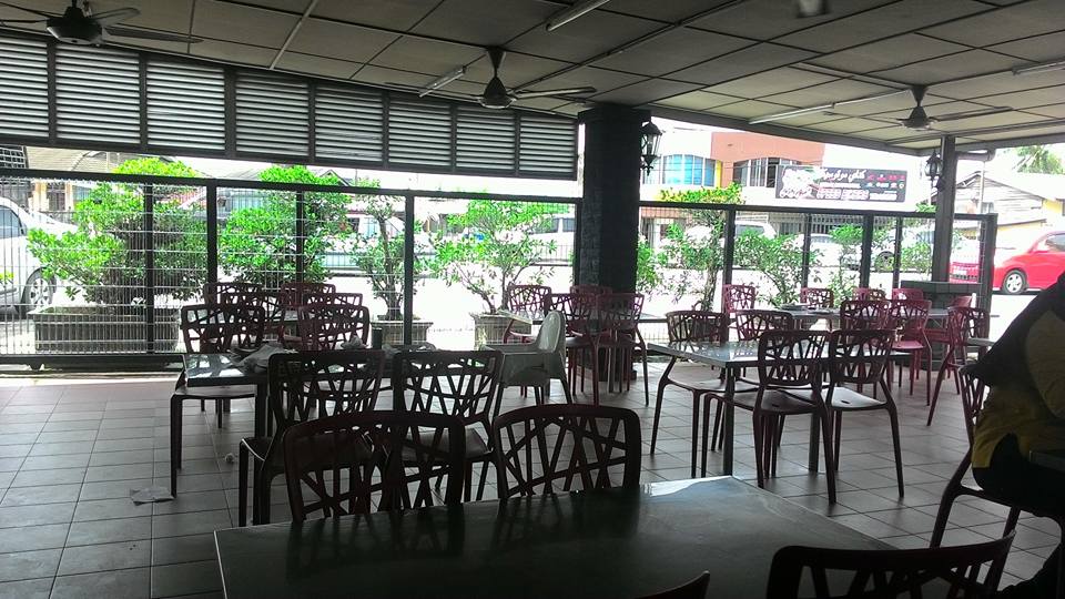 Johor Ke Terengganu.: Eddlee Fried Chicken Kota Bharu