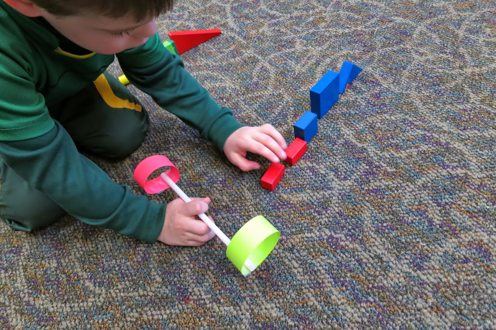 WonderWorks: Straw Flyers : library makers