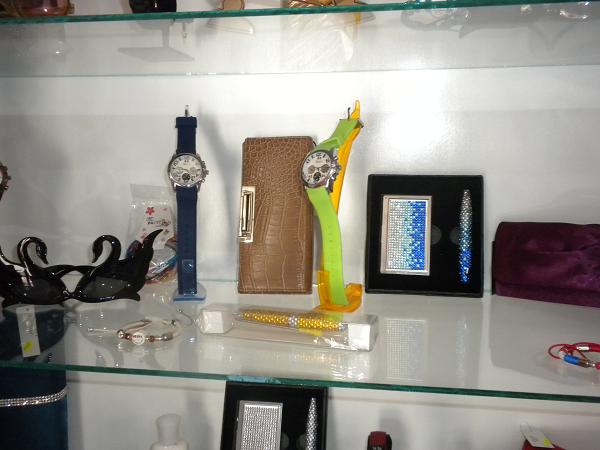 Francisanibalenlared.com: Optica Issa introduce algunos accesorios ...