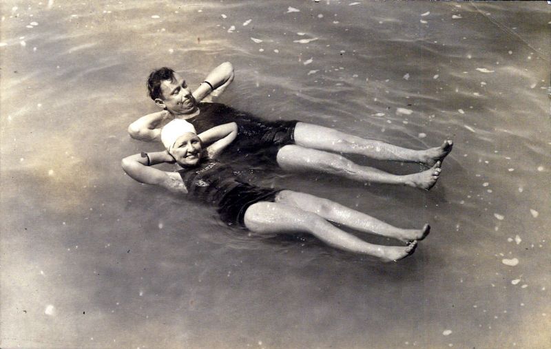 1920s: The Era When Men's and Women's Swimwears Look the Same ~ Vintage ...