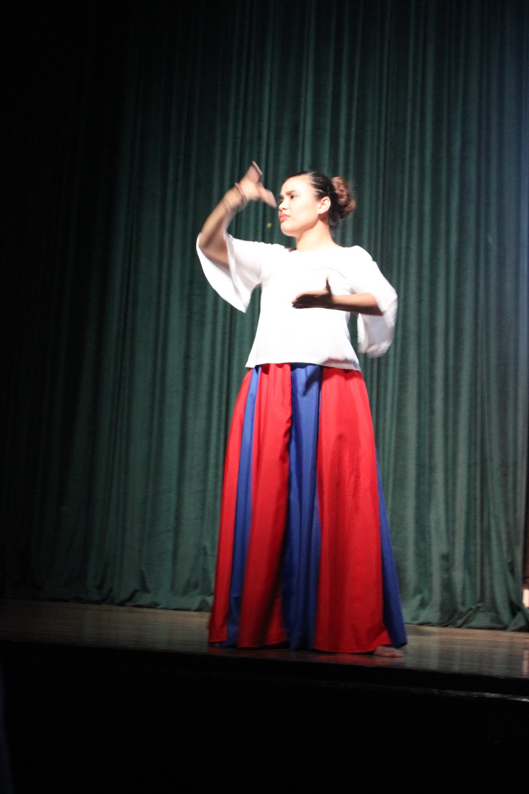 Deaf E-News: "APOLINARIO MABINI: The Sublime Paralytic" Premiere