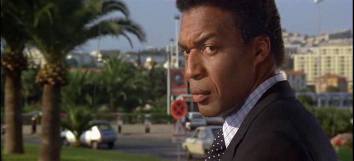 Le Panthéon James Bond 007: " A genuine Felix lighter. Illuminating ...