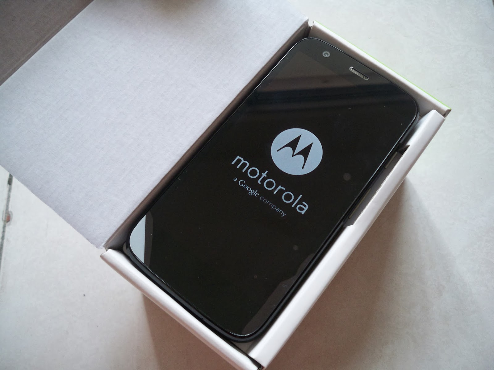Motorola Moto G Unboxing and First Impression ~ GadgetMTech