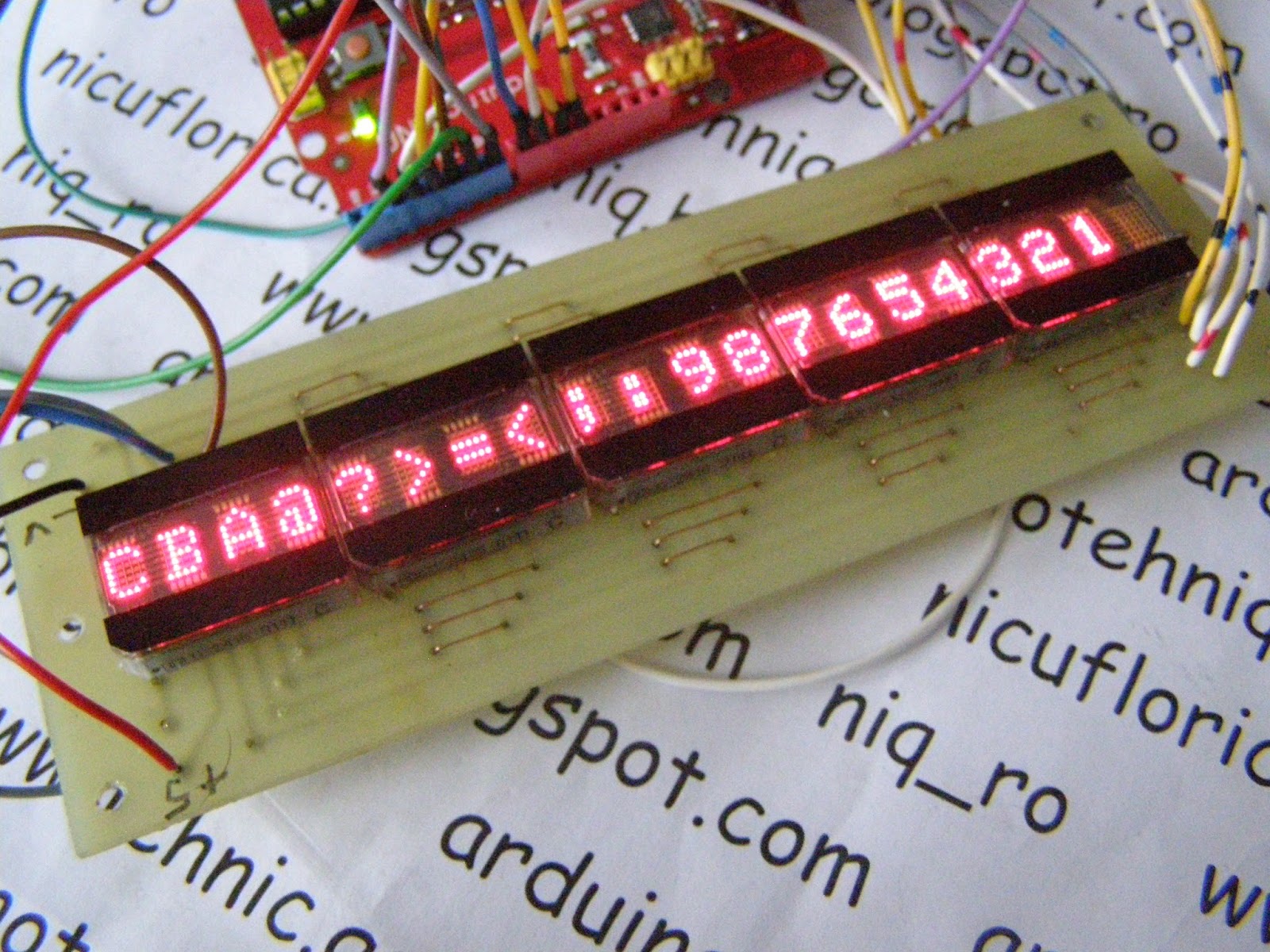 Arduino tehNiq: Vintage HDLO-2416 display