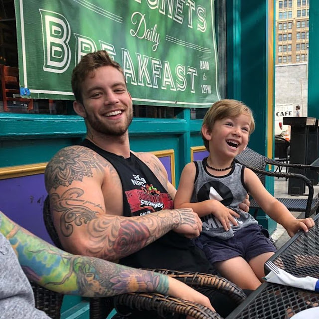 DUSTIN MCNEER: 54 IMÁGENES QUE NOS REGALÓ EN OCTUBRE