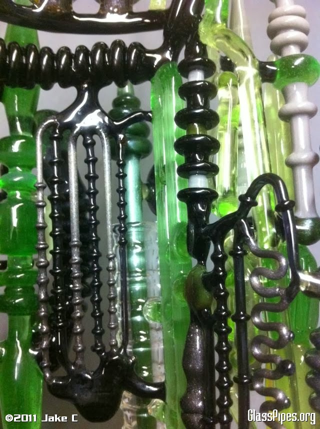 Passion for Pot: Fully wearable and functional bionic arm pipe!!!