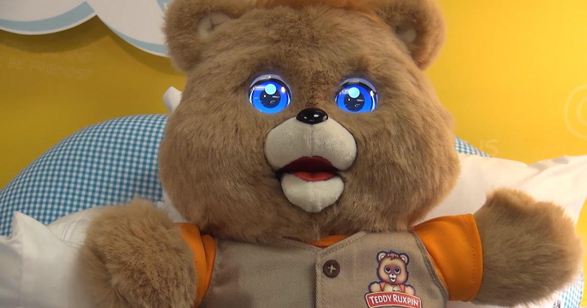 The New Teddy Ruxpin Comes With LCD Eyes And 4GB Internal Hard Drive