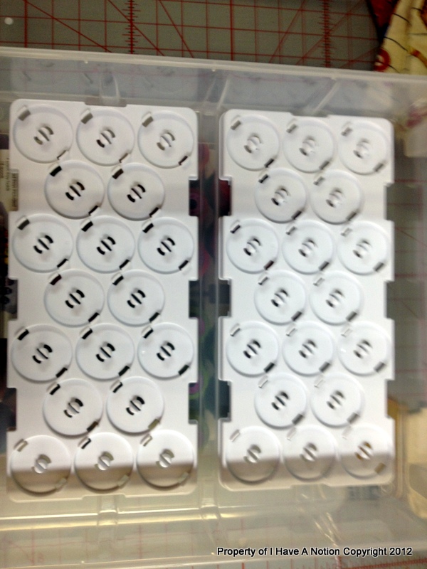 I Have A Notion: Isacord Super Satchel Thread Organizer