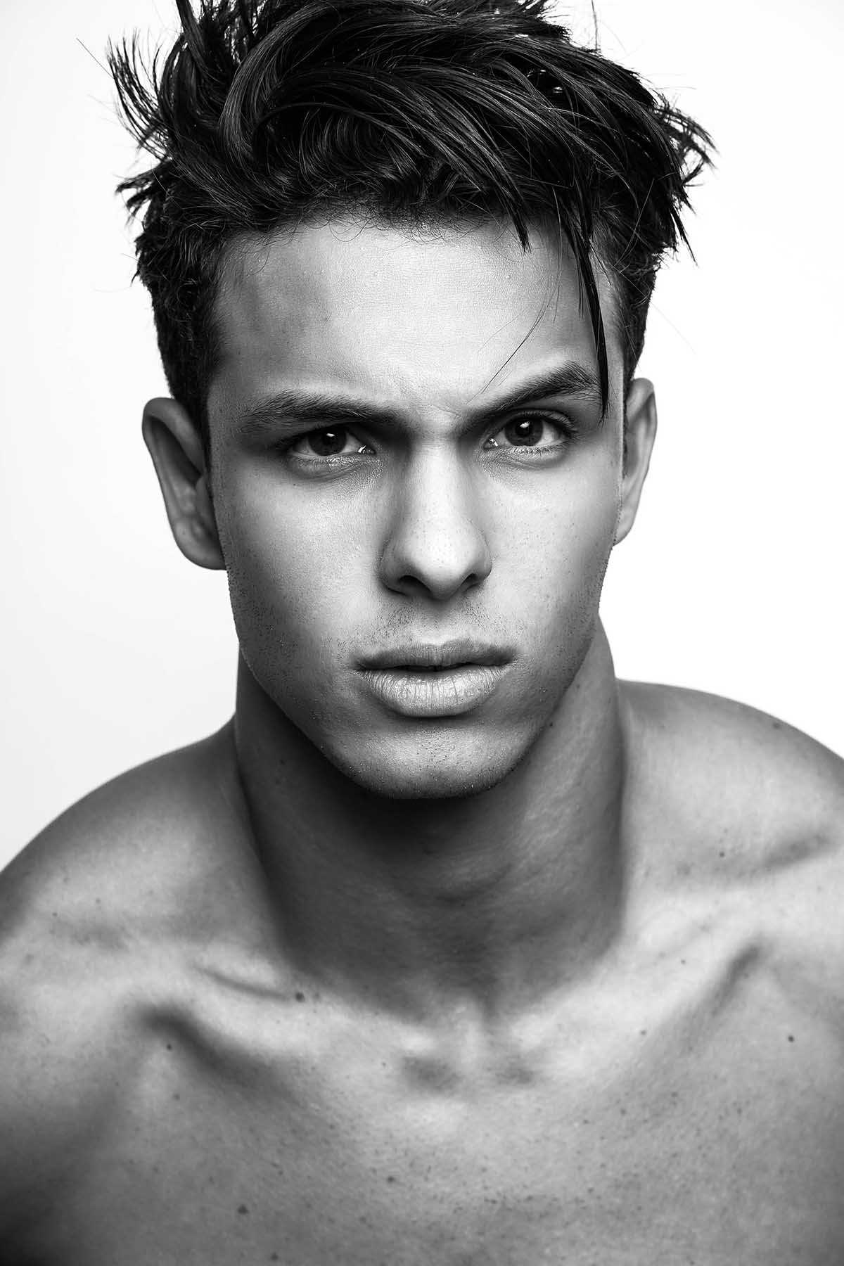 Matheus Fajardo por Malcolm Joris para Brazilian Male Model
