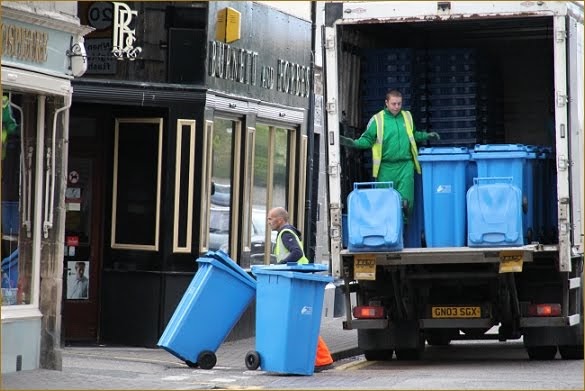 A Gurn from Nurn: The Blue Bins are arriving