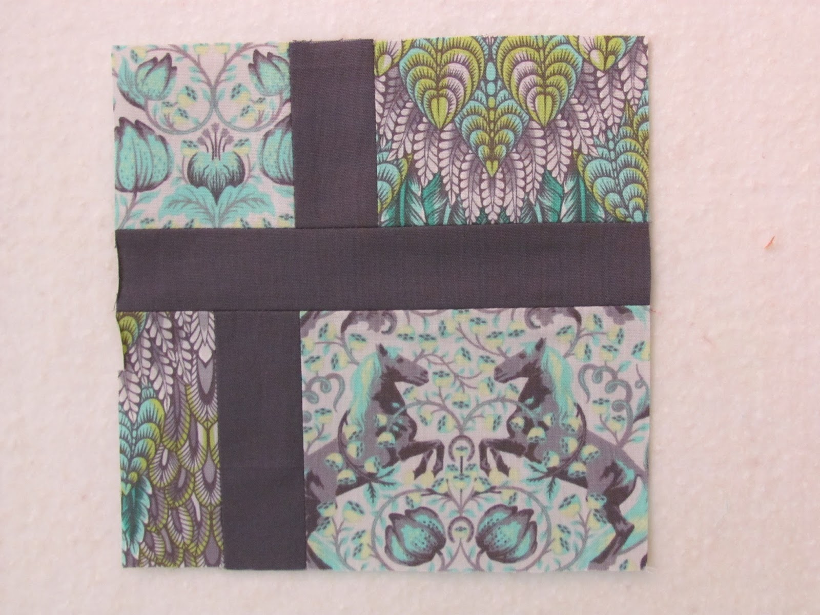 KayakQuilting: Tula Blocks #82 - 100 on the New Design Wall