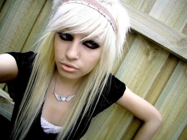 Latest Pictures Of Lovely Emo Girls | harlemsfinestnewyorker
