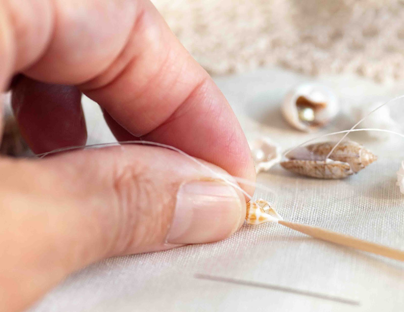 Plays With Needles: Itty Bitty Shells