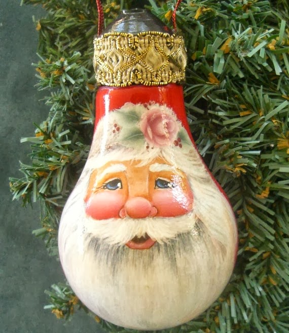 How to Recycle: Recycled Santa Claus Ornaments