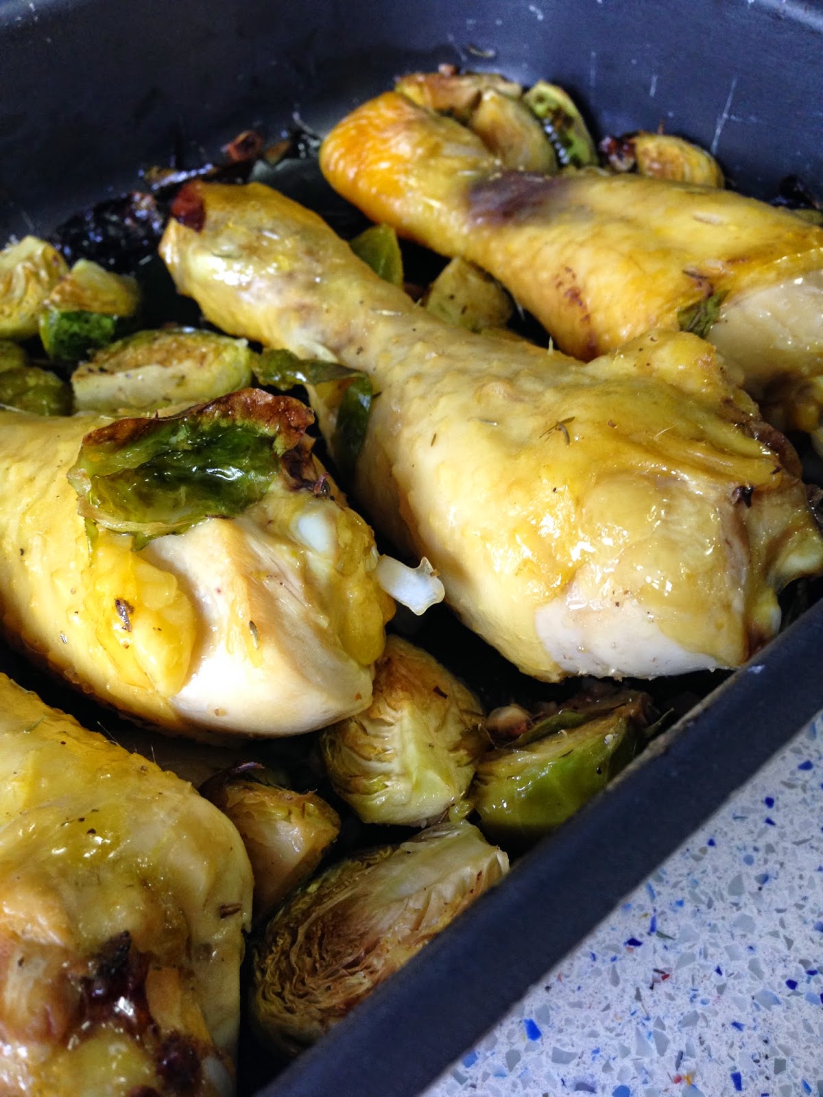 Blue Cuisine: Pollo asado con coles de Bruselas