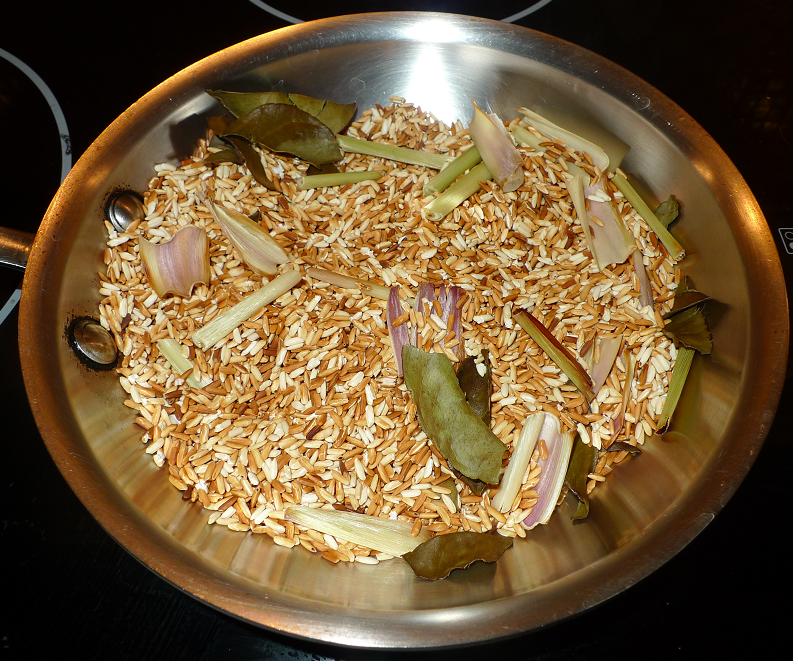 Amporn's Thai Kitchen: Thai Spicy ground Fish with toasted rice ( 2nd )