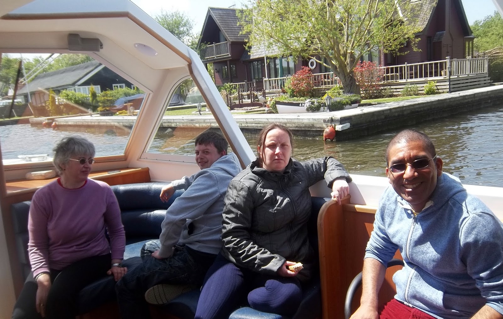JollyDays Supported Holidays: Norfolk Broads & Seaside with Derek, Faye ...