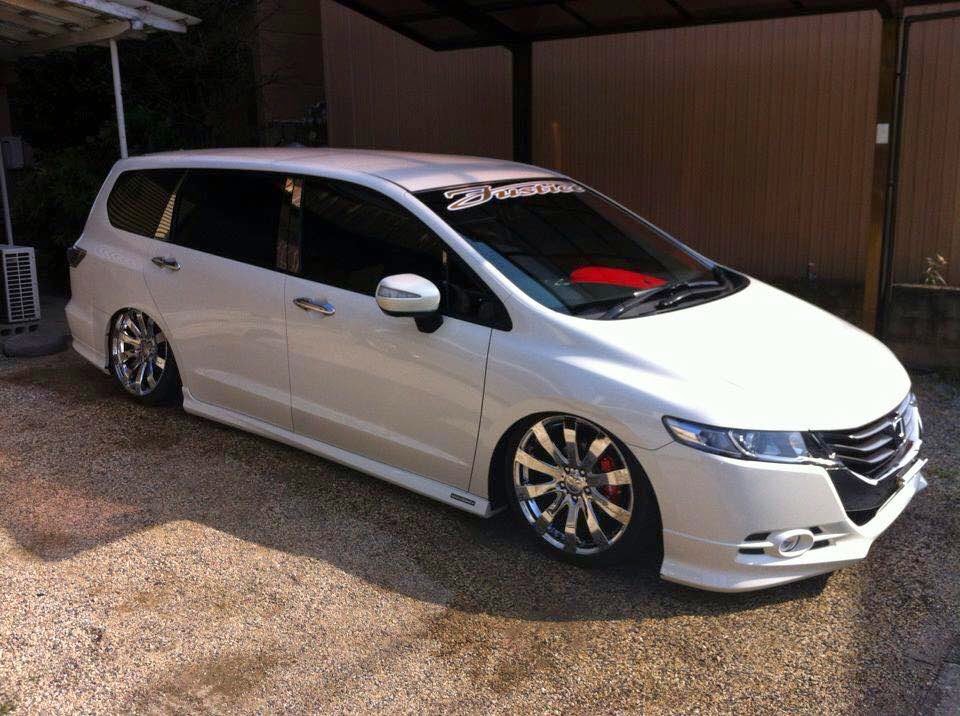 Honda Odyssey Modified | LowDistrix - Sarawak Borneo Car Club