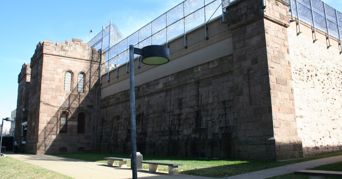 Lehigh Valley Ramblings: Brown Took $1,000 From Prison Architect