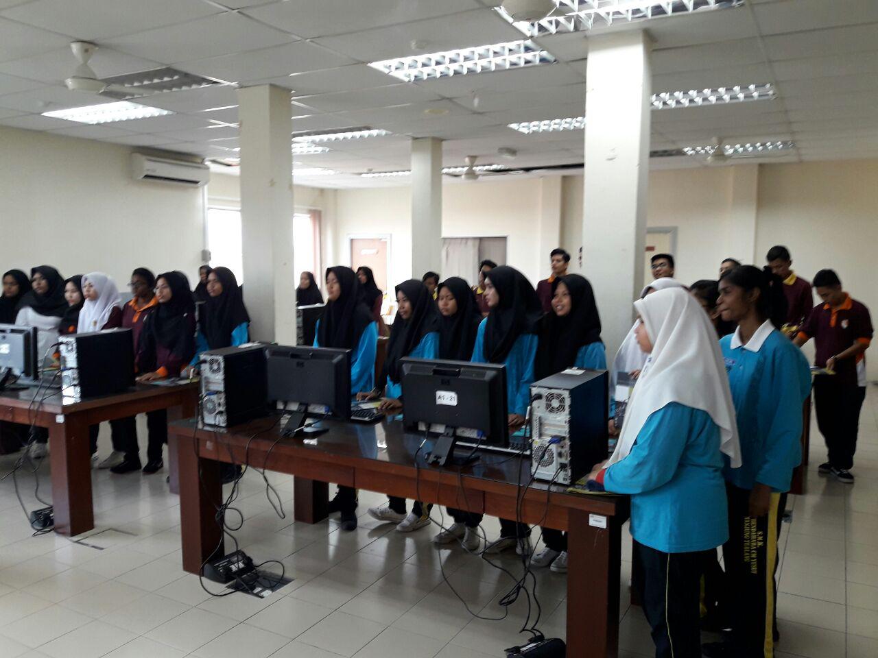 SMK Dato' Bendahara CM Yusuf: BENGKEL PEMASANGAN KOMPUTER DI KOLEJ ...