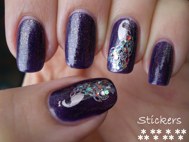 Nails, wanted!: New Year's mani with a delay