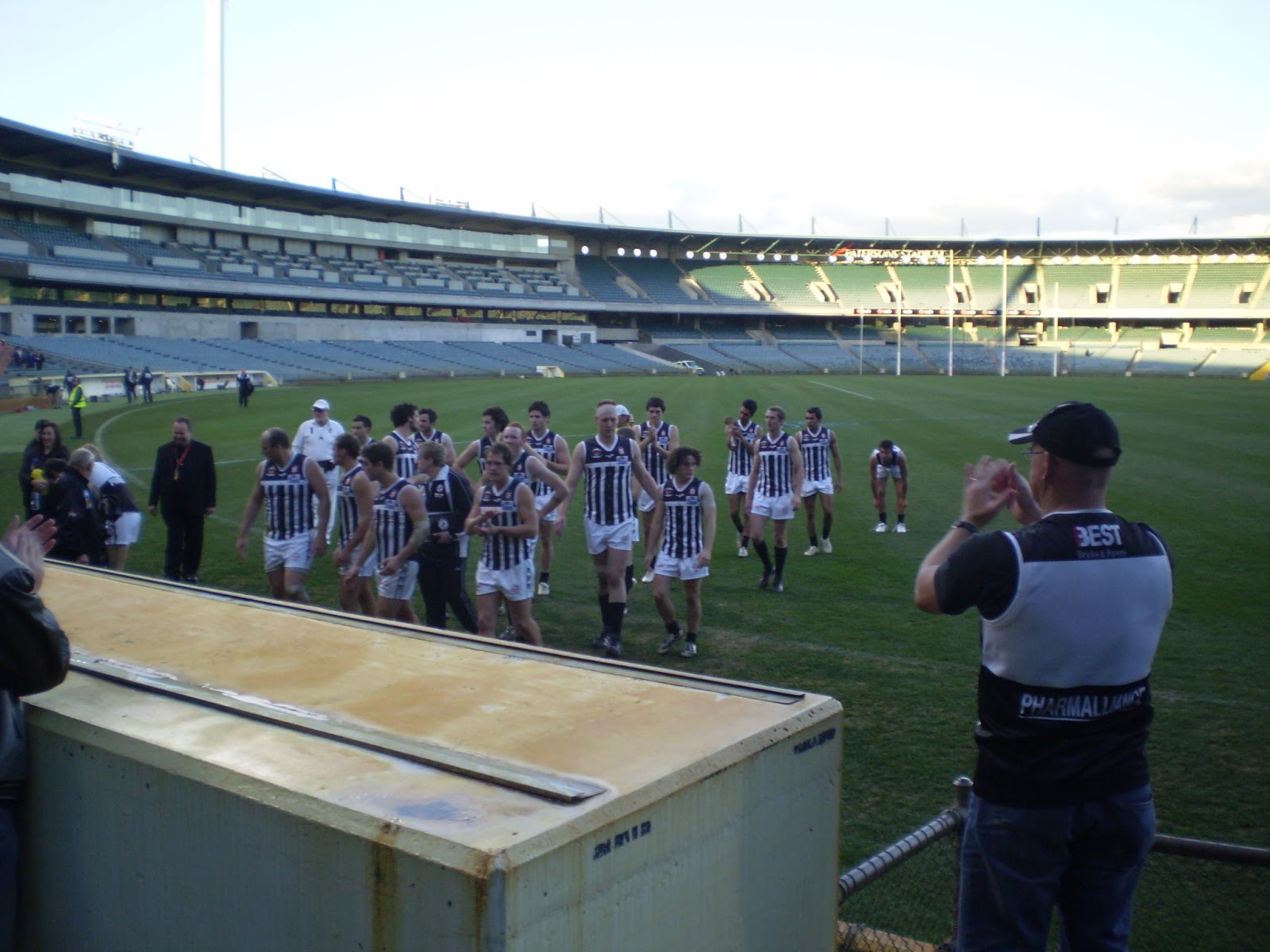 WAFL Football Golden Era: ARTICLE: "Subiaco Oval: Every kid's field of ...