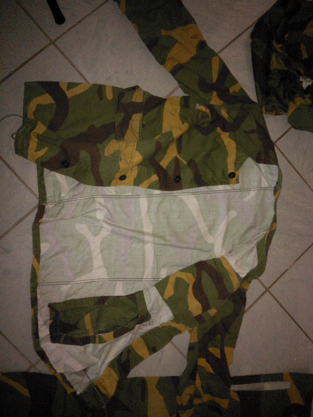 Military Camouflage: The M68 MOL camouflage set - 1 set avaliable