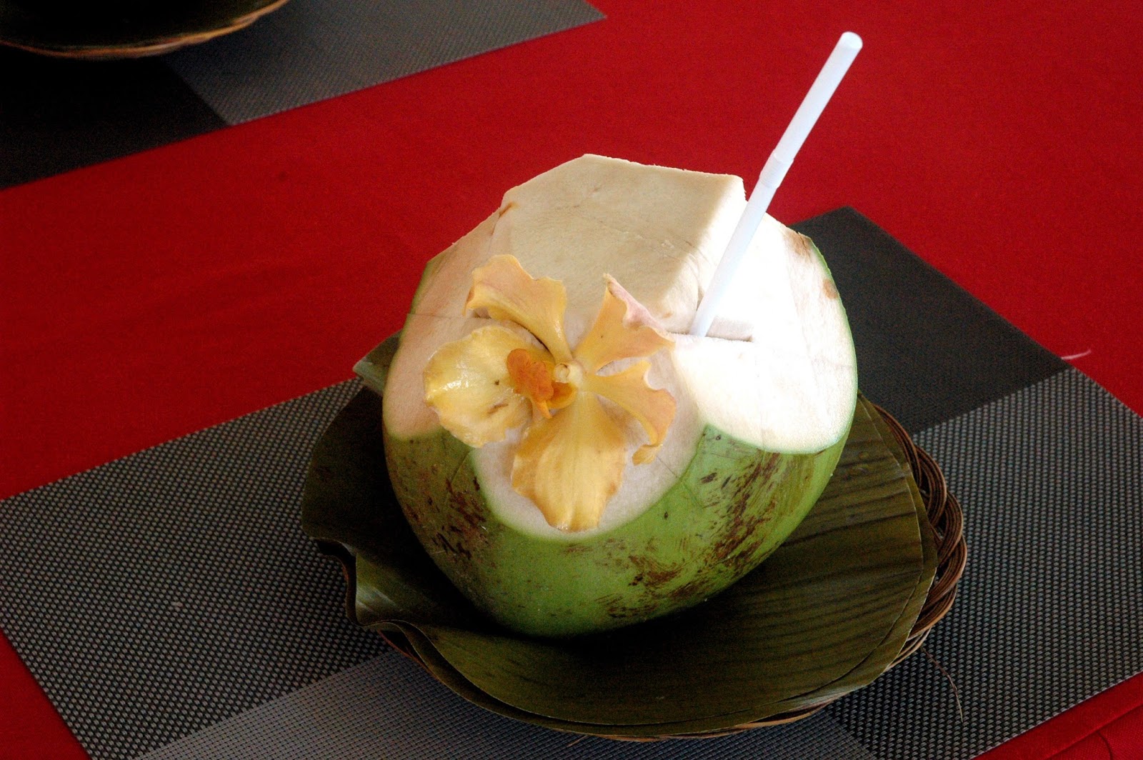 DUDE FOR FOOD: Flavors of Davao: Escape to Paradise Island