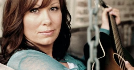 An Interview with Suzy Bogguss ~ Write on Music