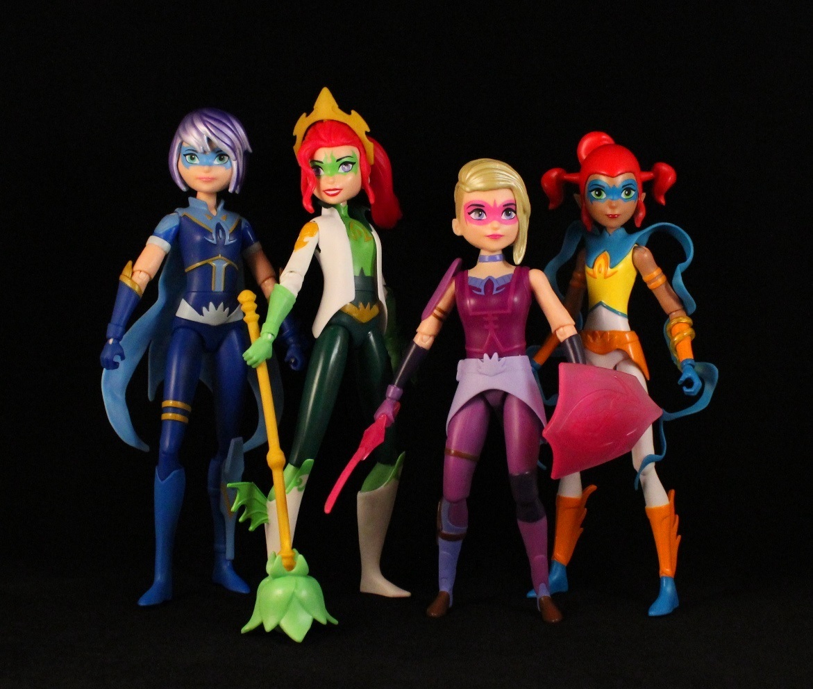 She's Fantastic: The Girls of MYSTICONS!