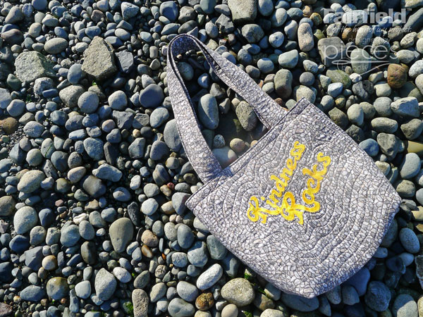 Pieces by Polly: The Carry-It-All Bag - DIY Reinforced Tote Bag Tutorial