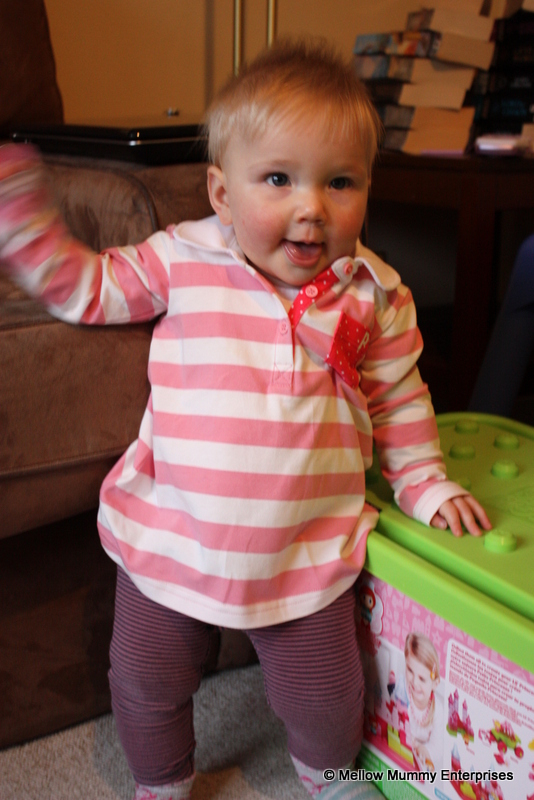 Mellow Mummy: Holly's First Steps : Taking life as it comes...