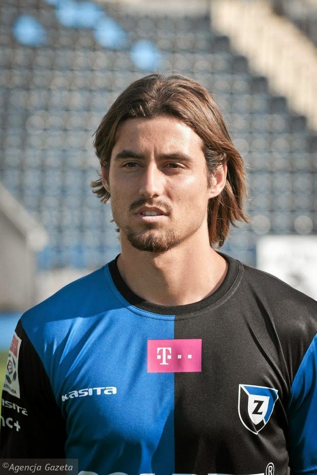 Entrevista a Joshua Silva (Zawisza Bydgoszcz) ~ Fútbol portugués desde ...