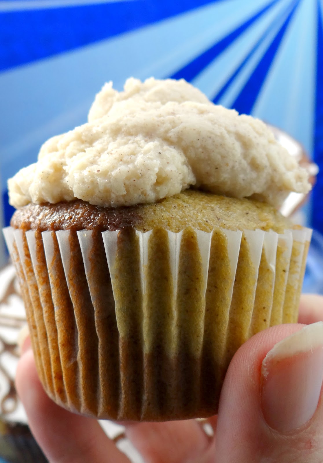 Treats & Trinkets: The Longest Journey Balance Cupcakes