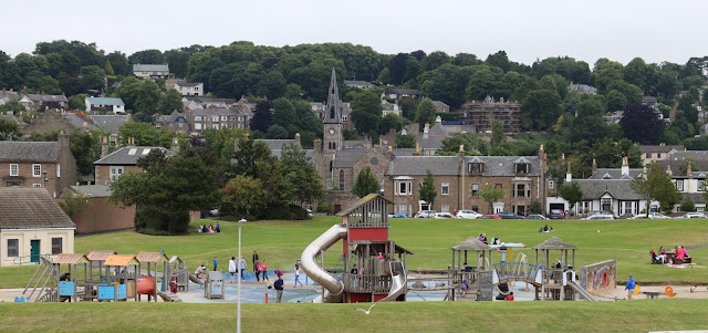 Old Age Travellers.: Monifieth, Angus, Scotland.