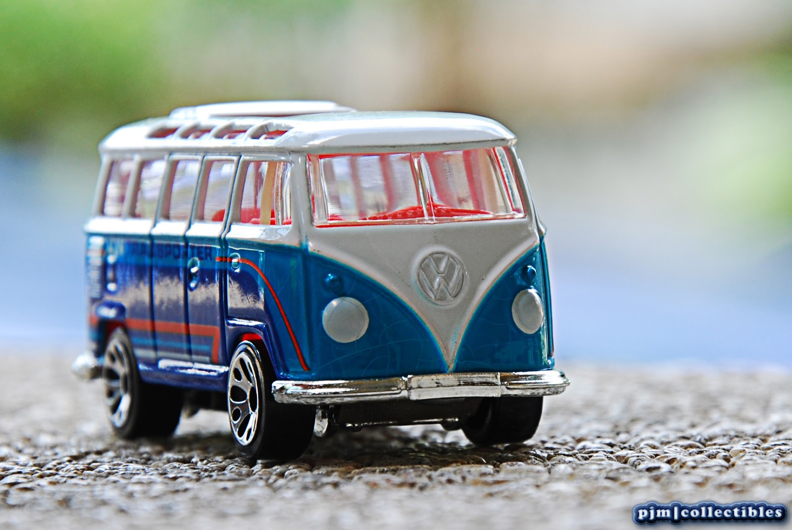 pjm.collectibles: Matchbox VW Blue Transporter