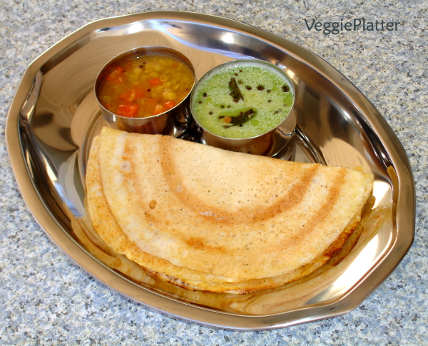 Veggie Platter: Sada Dosa / Plain Dosa