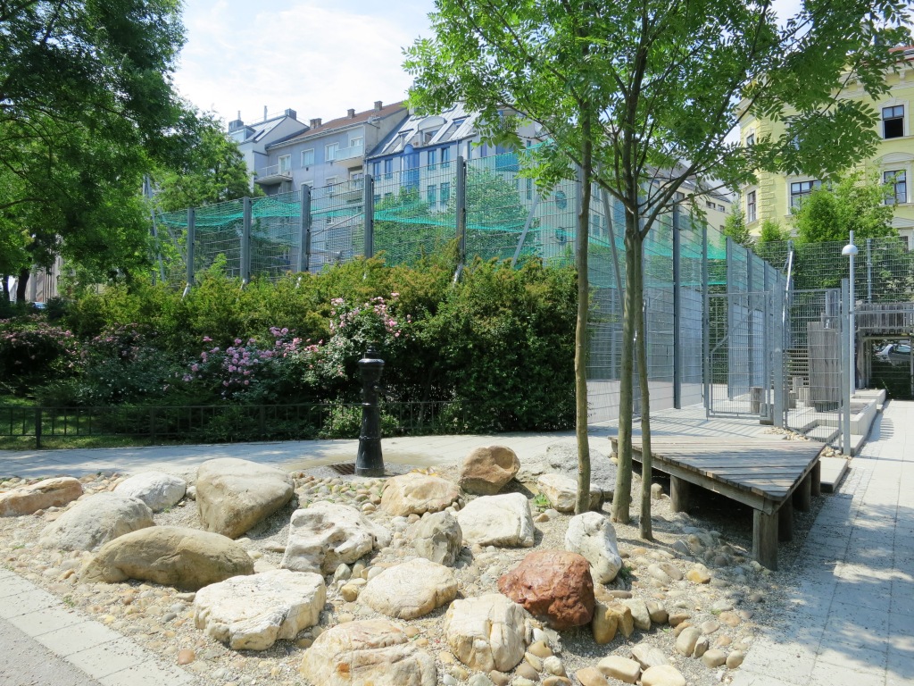 Wiener Spaziergänge: Frühlingsspaziergang im Schubertpark