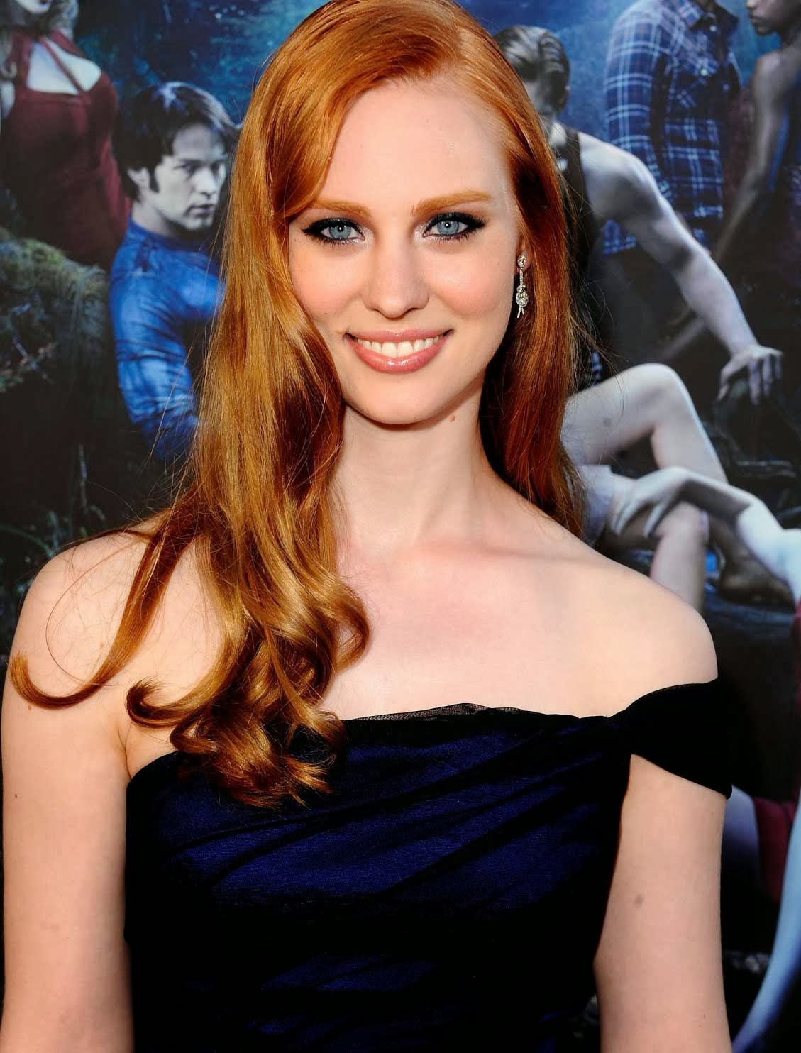 New model: Deborah Ann Woll High Resolution Wallpapers Picture And ...