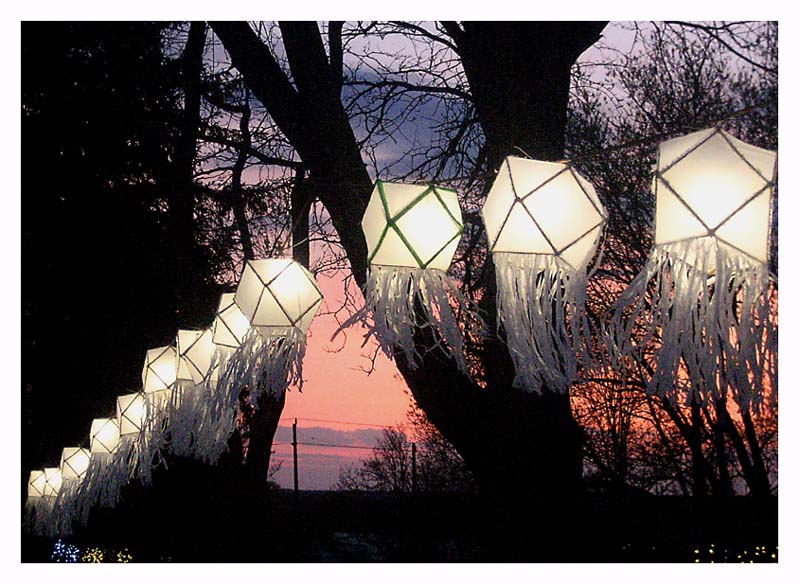 Goalpostlk.: Awesome wesak lantern - vesak kudu 2014