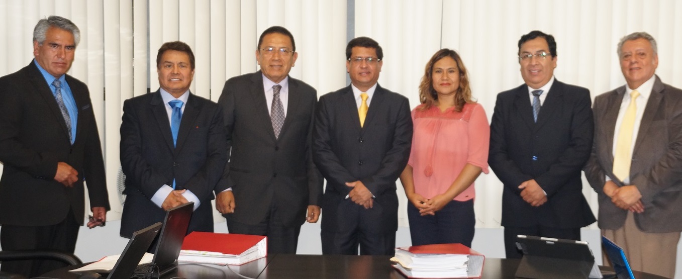 CAFÉ Y NEGOCIOS: NUEVO DIRECTORIO DE LA CAJA HUANCAYO 2017-2018