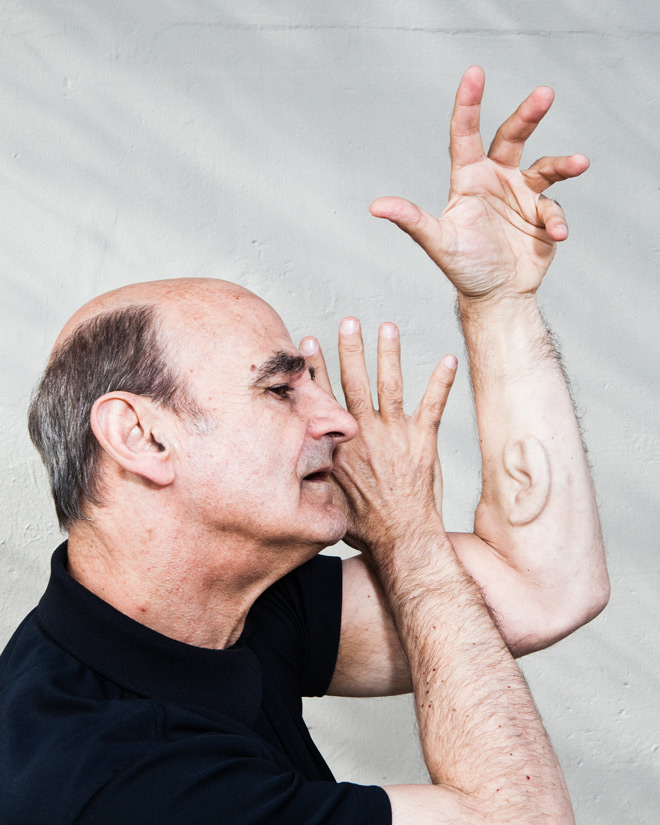 SINNEMOTA: Ear on Arm