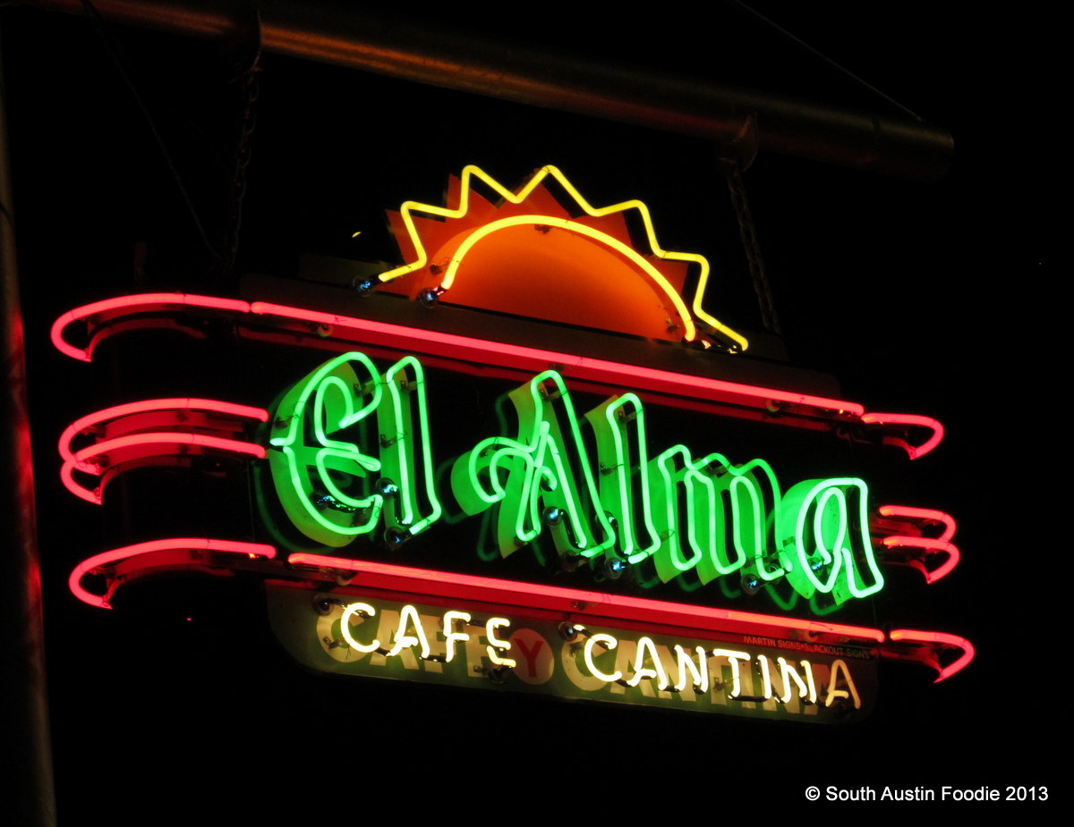 South Austin Foodie: El Alma Cafe