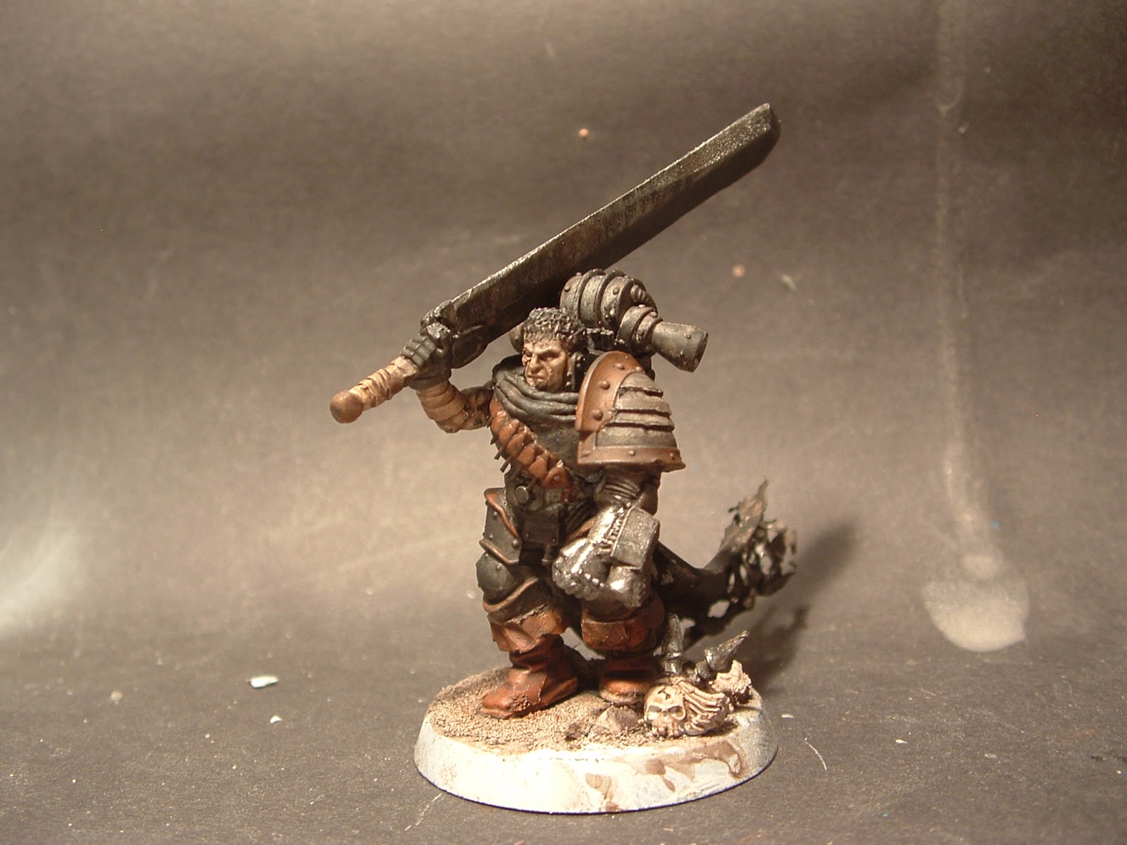 I'm alone with a dream: Kitbashing 40K Guts: time for a miracle?