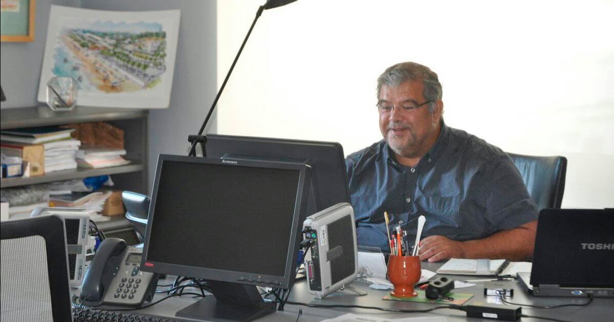 LARGO DA FORCA: QUERES SABER QUEM É O "FACHO"?