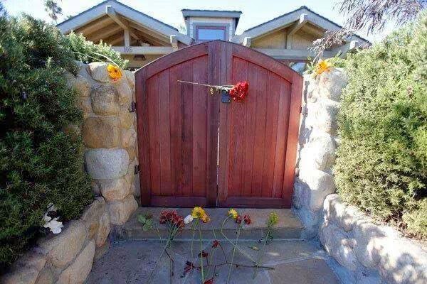 Paul Walker House ~ Los Cuarteleros