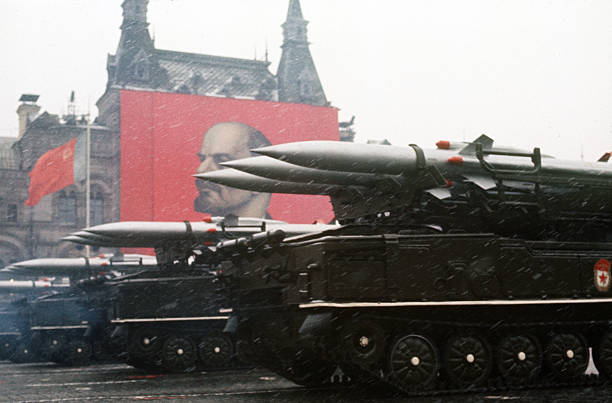 15 Foto Perang Dingin - The Cold War Photos (Images) - Jukin Blog