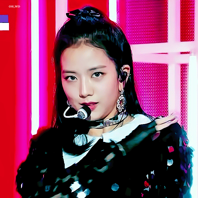 최근 음악방송 비주얼 여돌들.gif - 스퀘어 카테고리