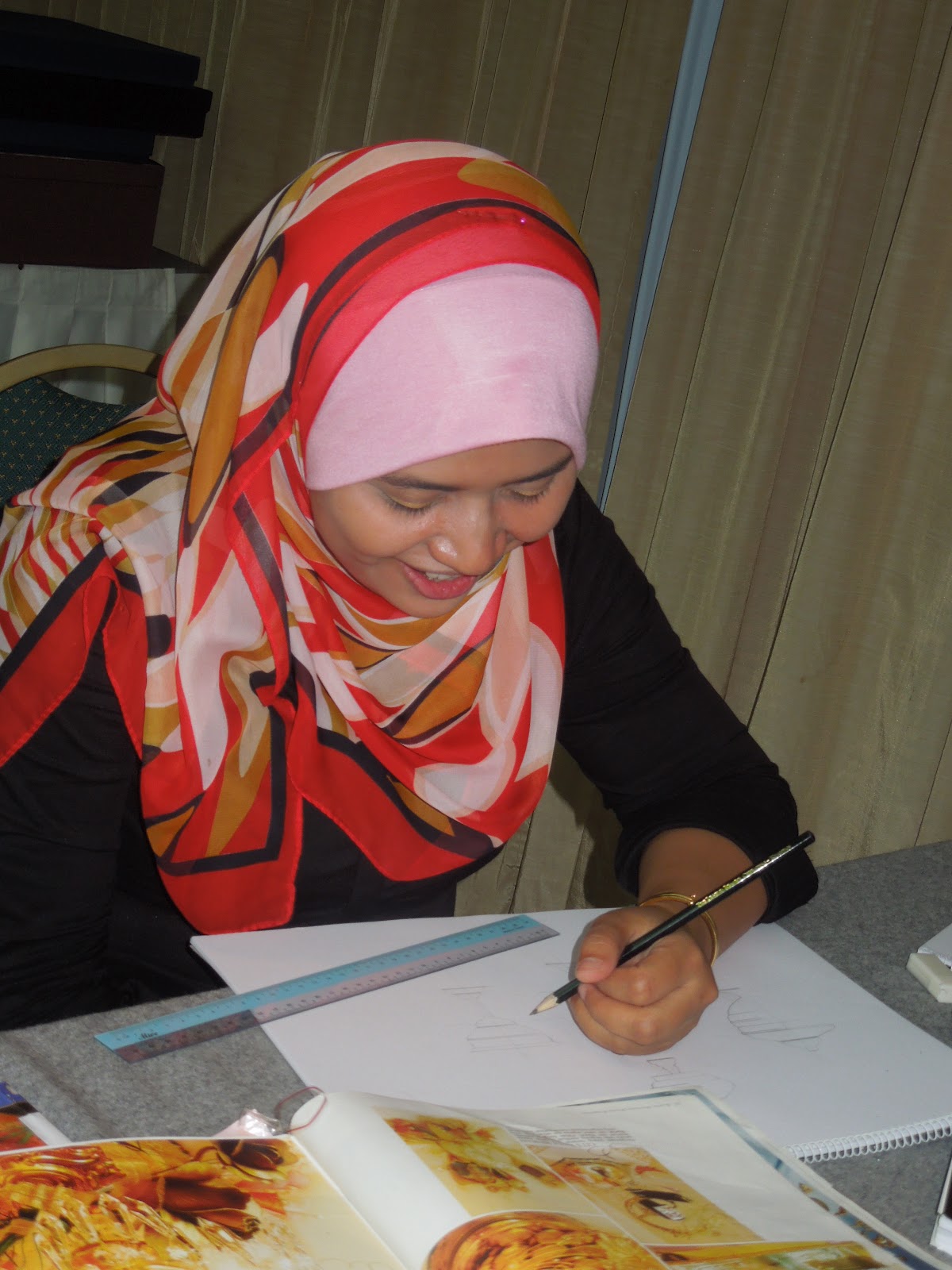 BAHAGIAN REKAAN: Makmal Rekabentuk Produk Baru Kraf Logam