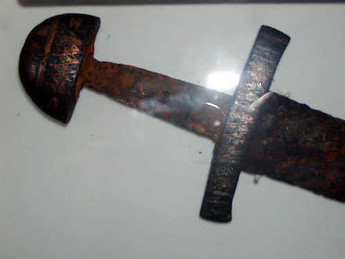 Thegns of Mercia: Late Anglo-Saxon and "Viking" Swords